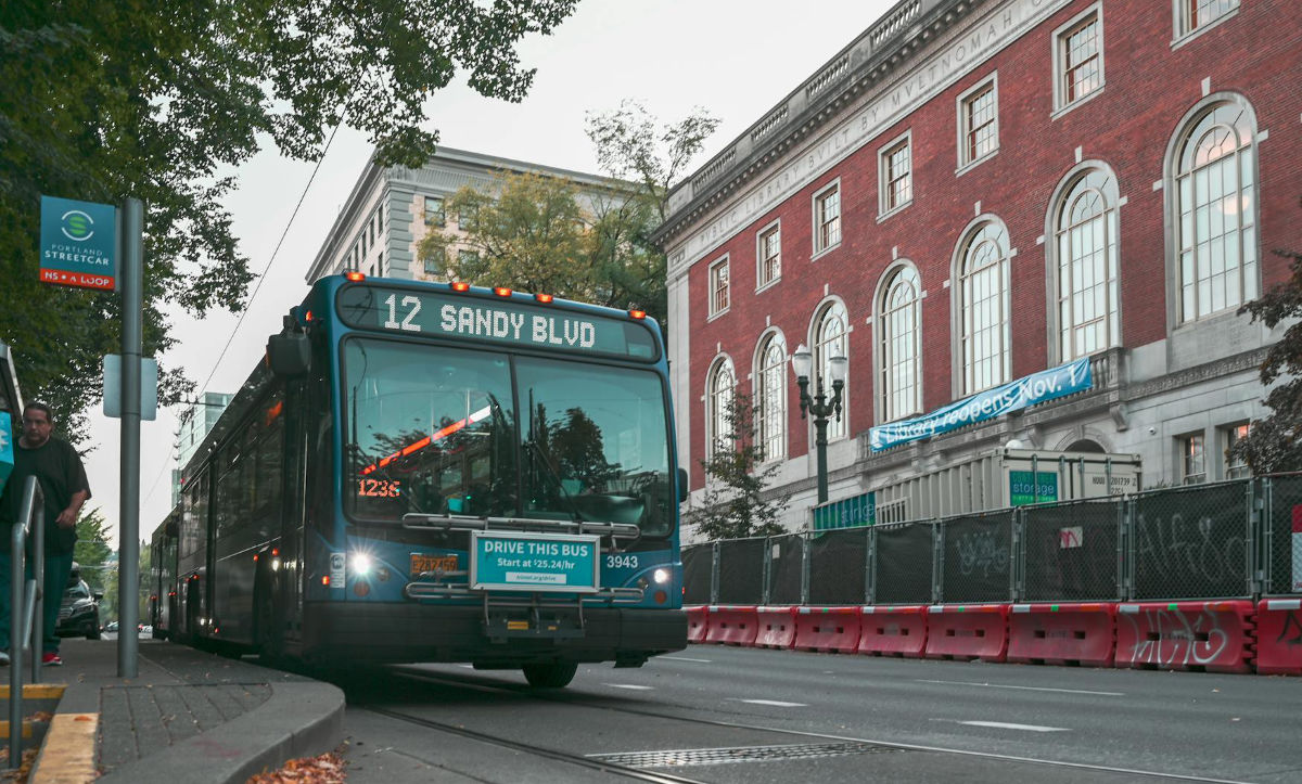 Oregon Bus Accidents Attorney | Free Consultation!